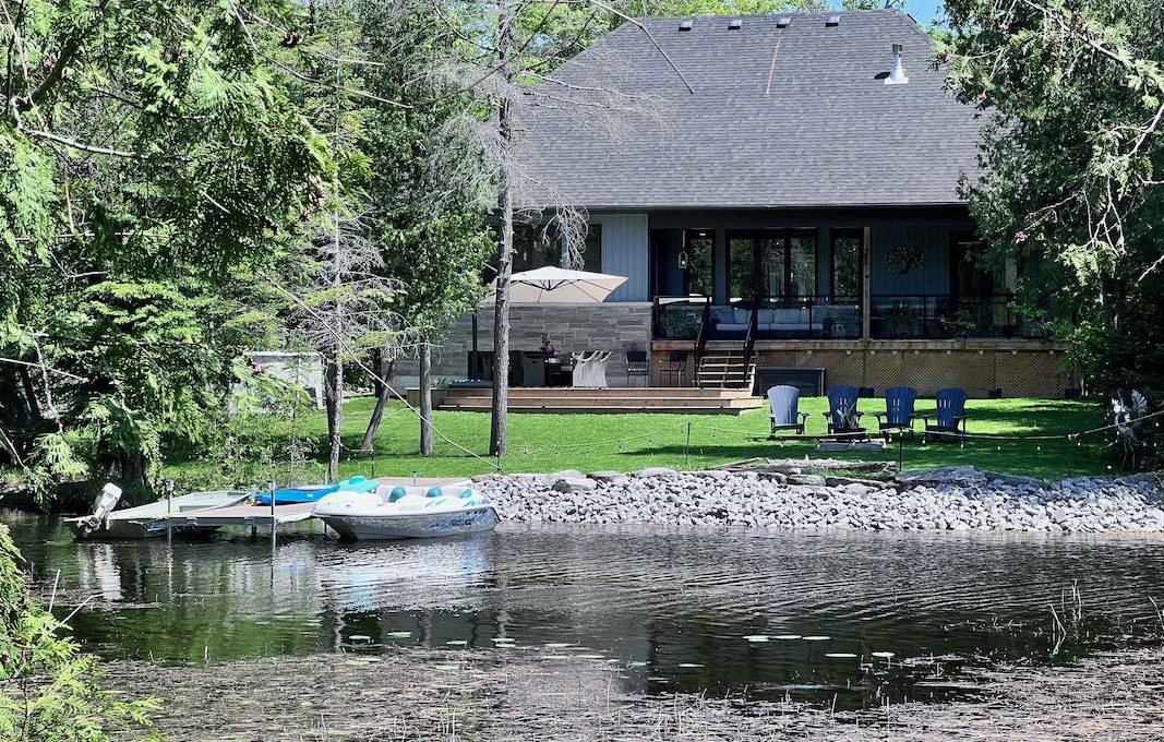 Peace Out on Balsam Lake – Luxury Waterfront Cottage - Kawartha Cottage ...